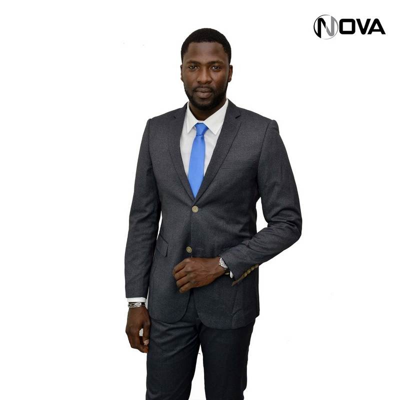 Ensemble costume pour homme.