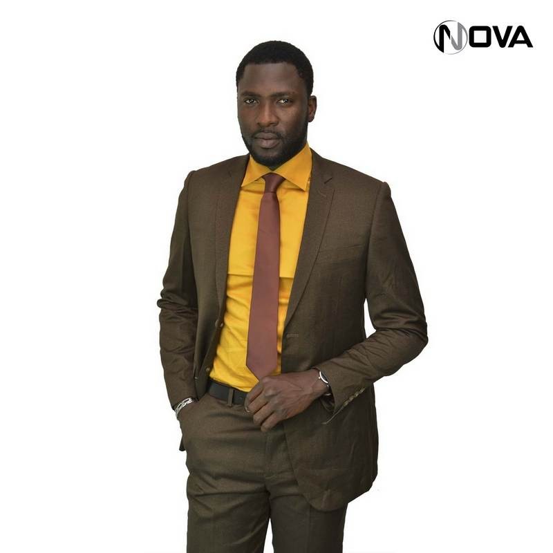 Ensemble costume pour homme.