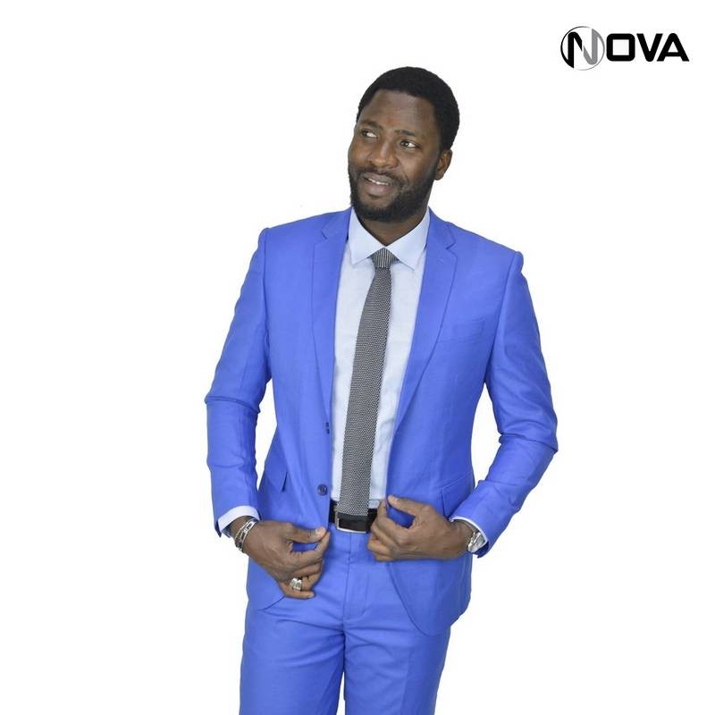 Ensemble costume pour homme.