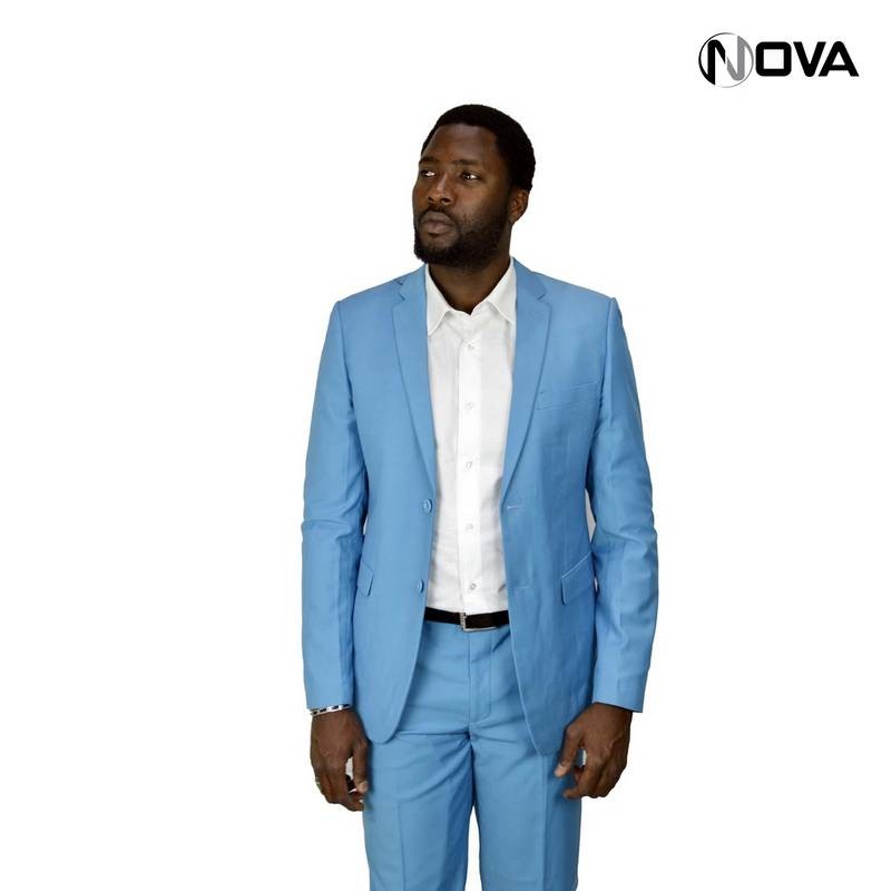 Ensemble costume pour homme.